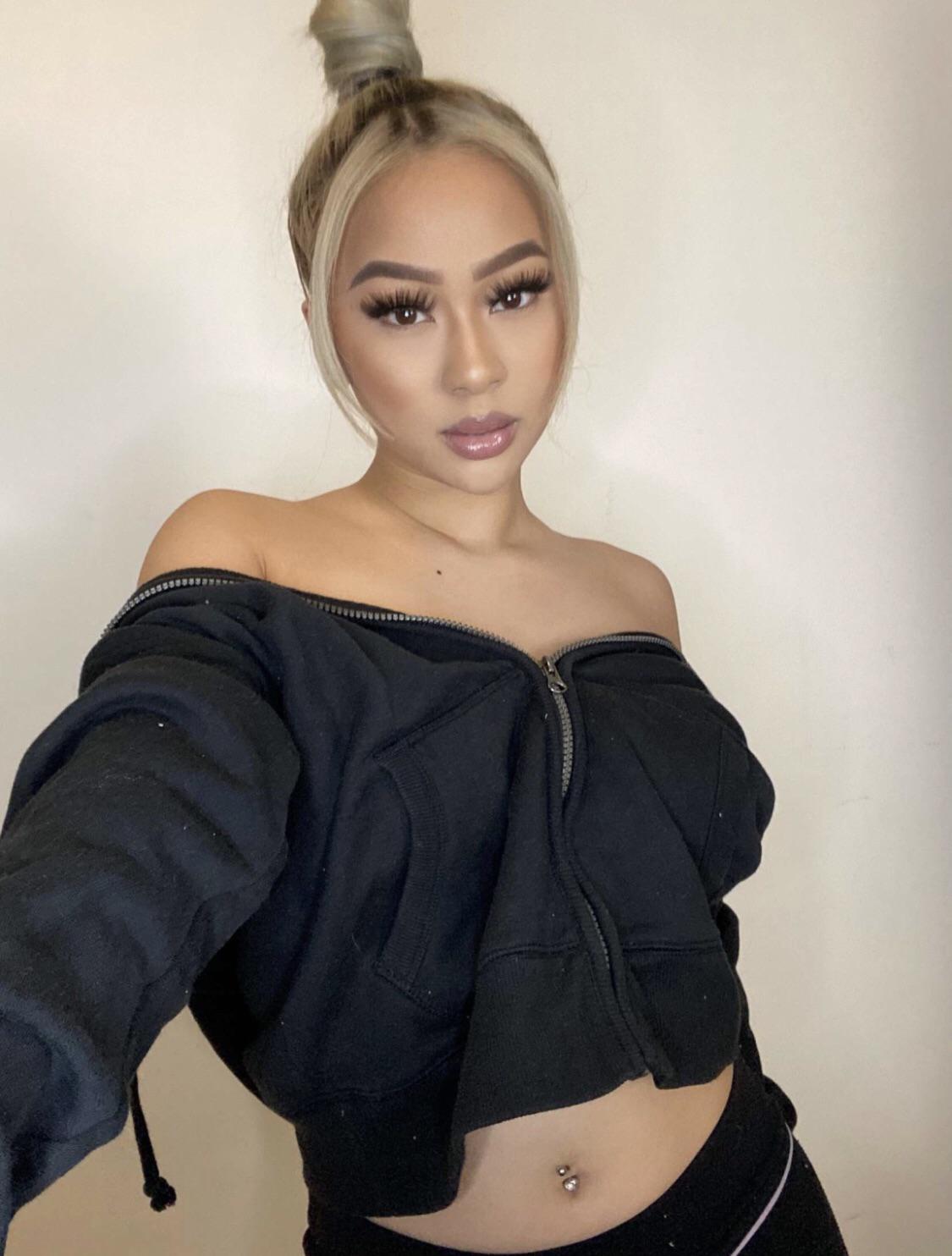 Innocent or naughty? | Scrolller