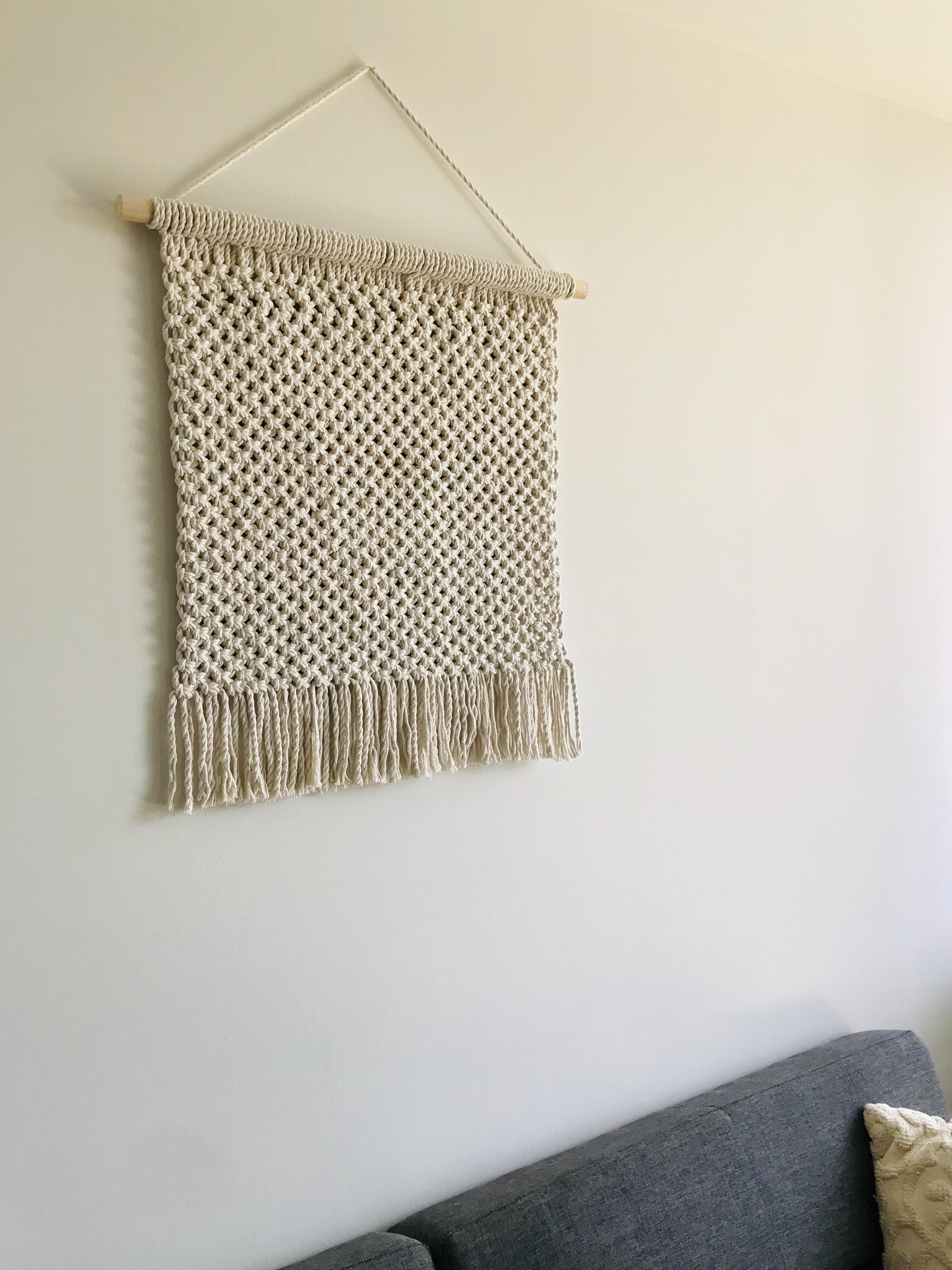 Practicing square knots. | Scrolller