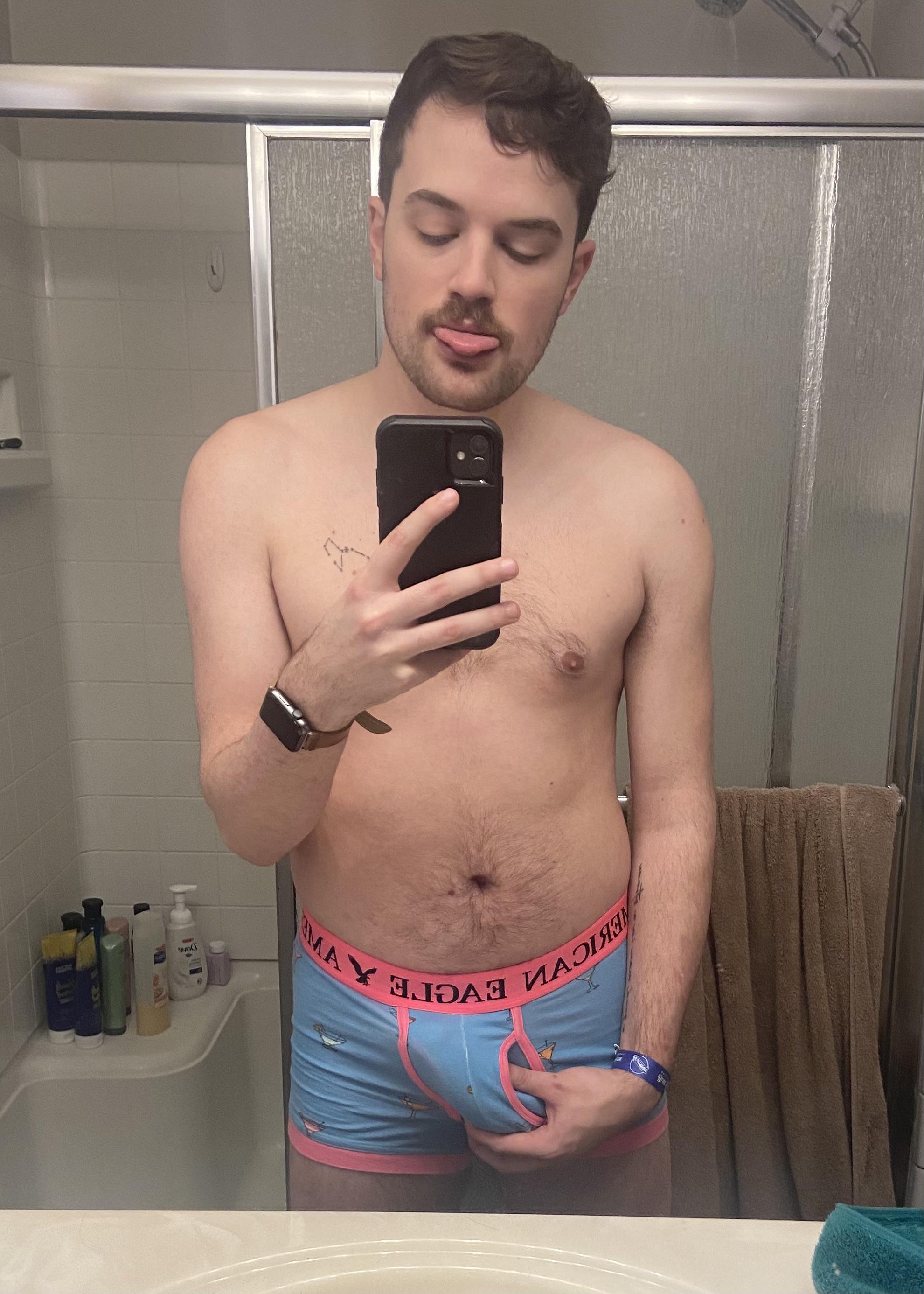 pre-shower 🧼 | Scrolller