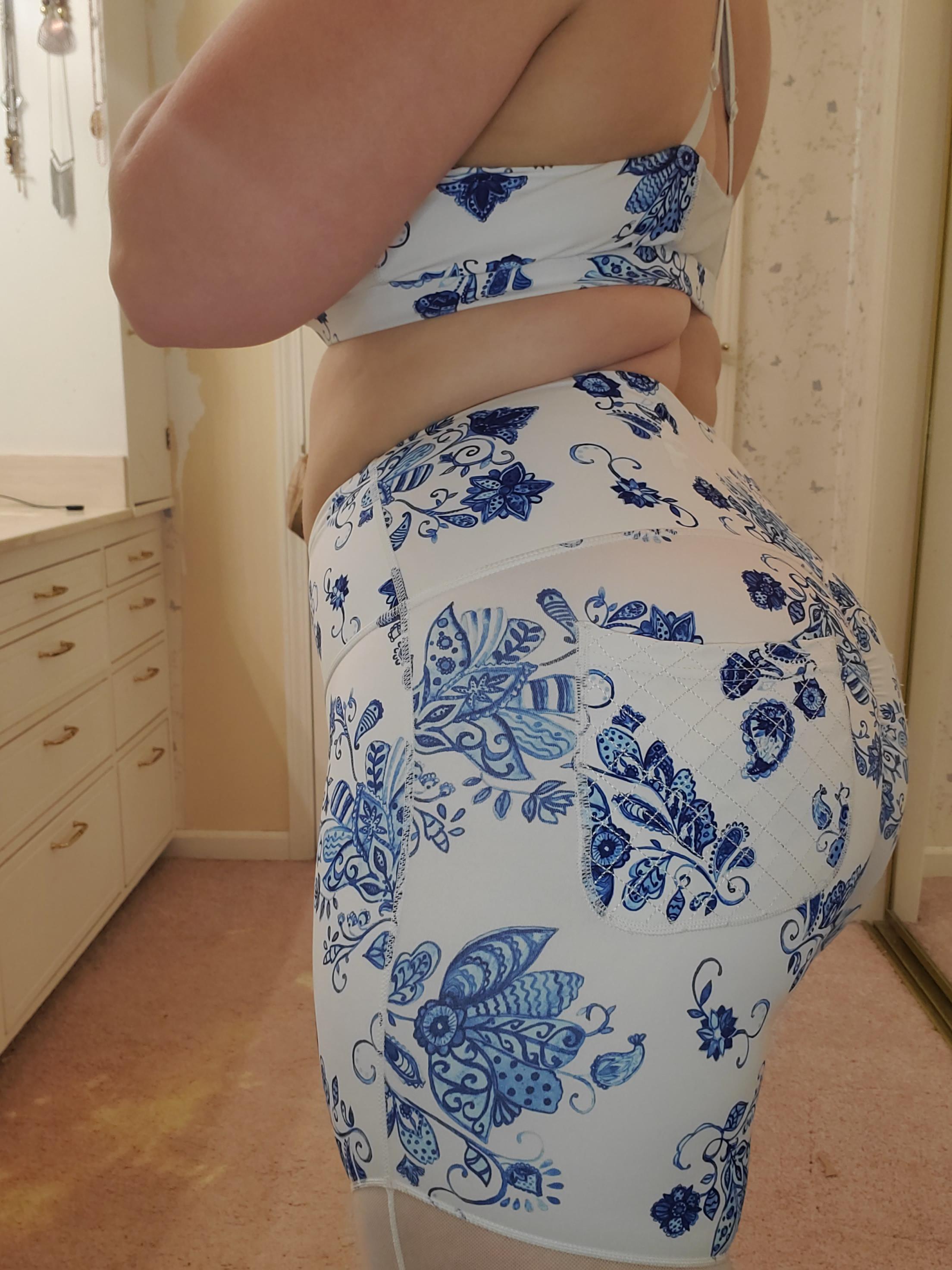 Pre Workout Booty 🍑 Scrolller