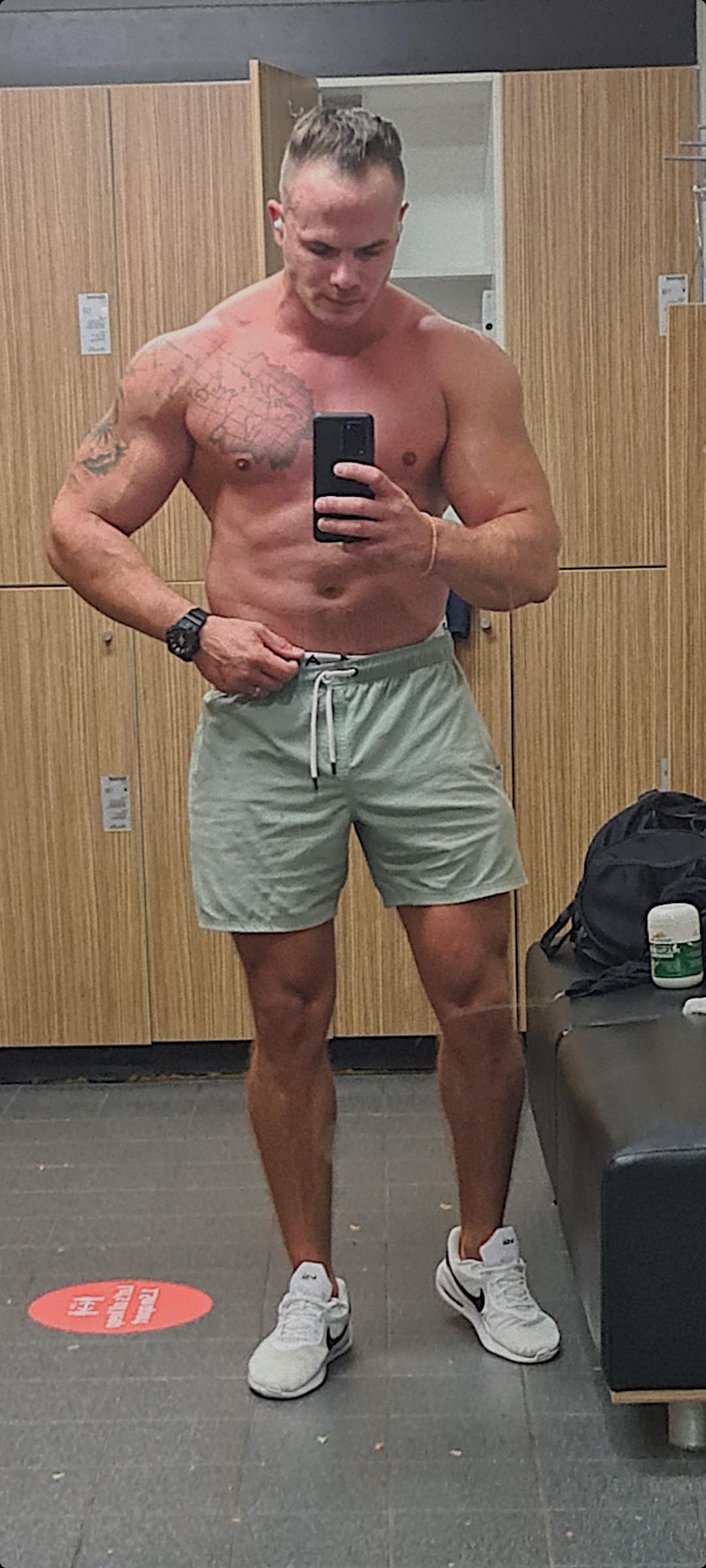 Pre-Workout Selfie 💪🏼😎who’s ready to get pumped? | Scrolller