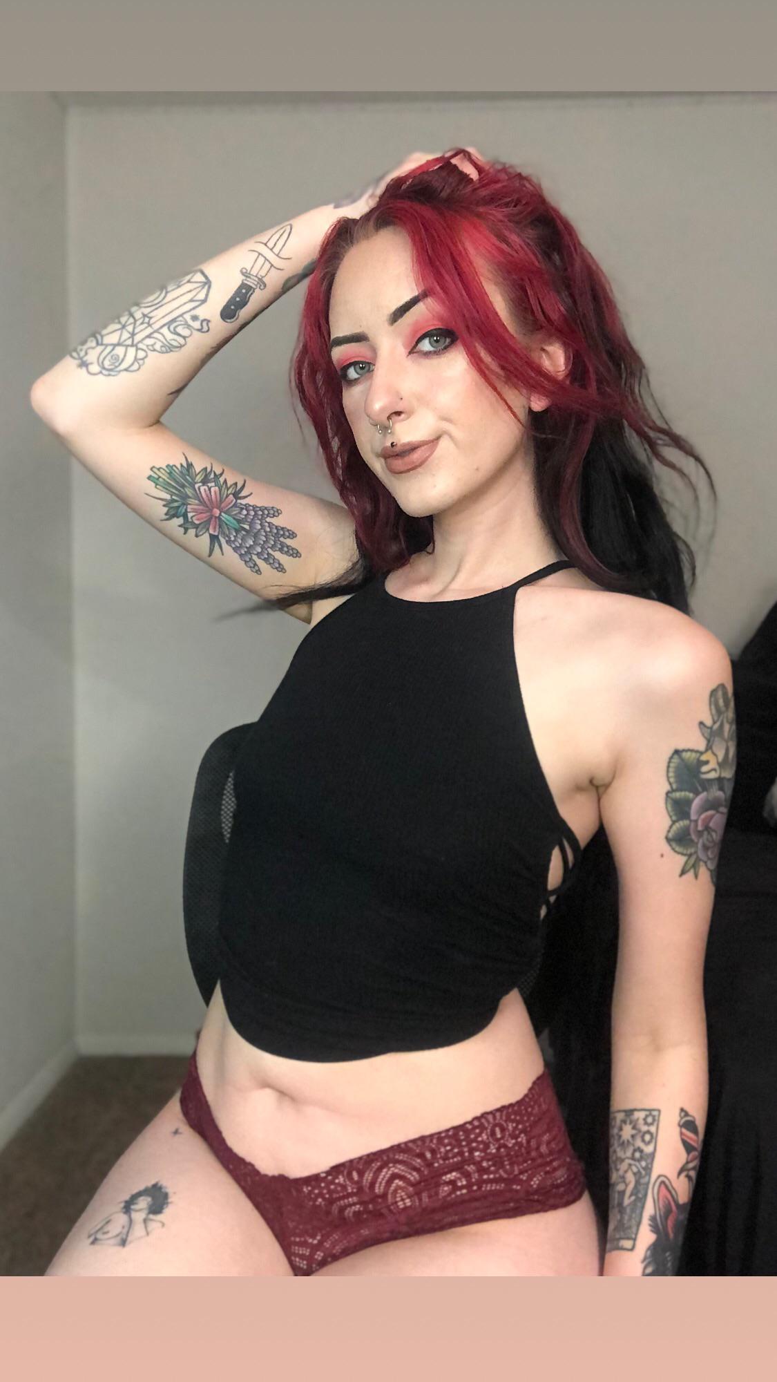 Pretty basic look today but I still look cute 💕 | Scrolller