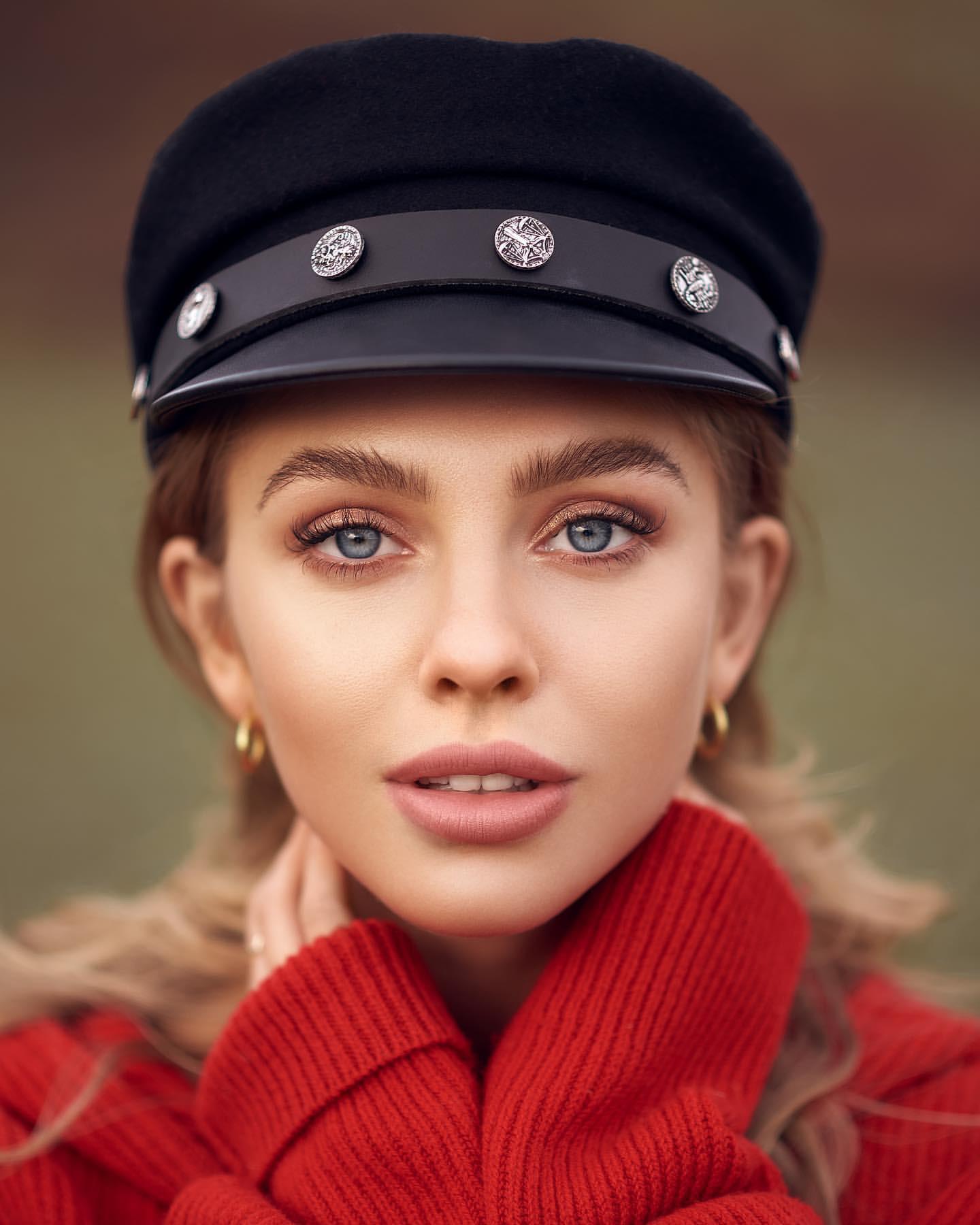 Pretty face | Scrolller