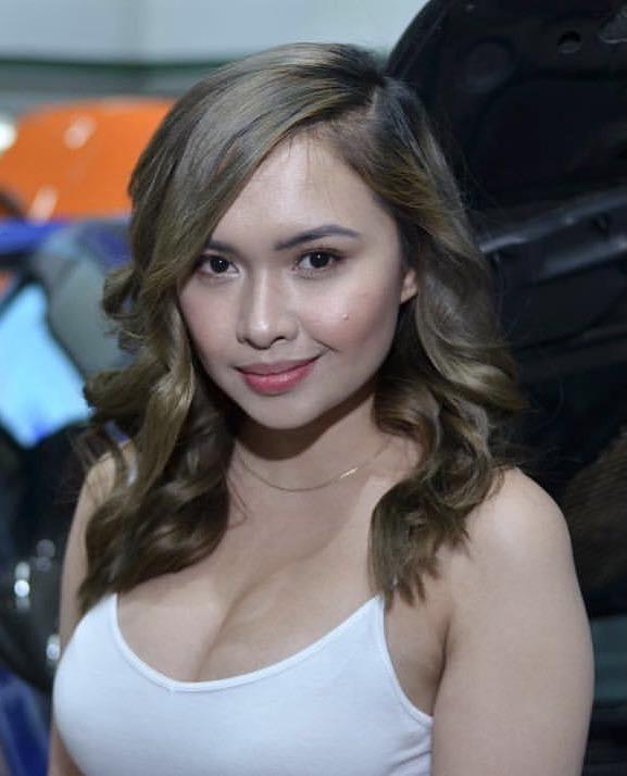 Pretty Filipina | Scrolller