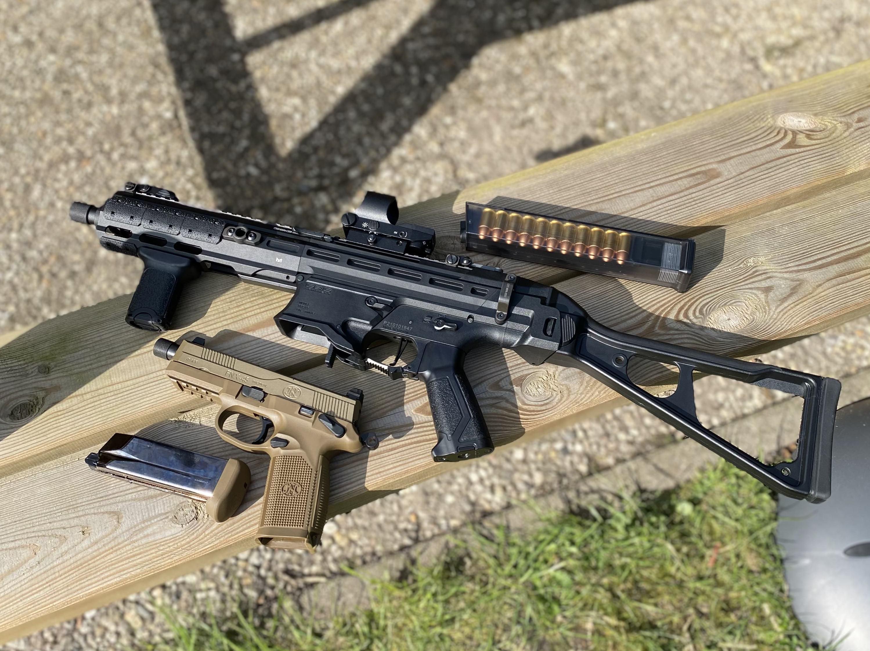 Pretty happy with my airsoft loadout, might be a fan of .45 ACP ¯\_(ツ)_/¯ | Scrolller