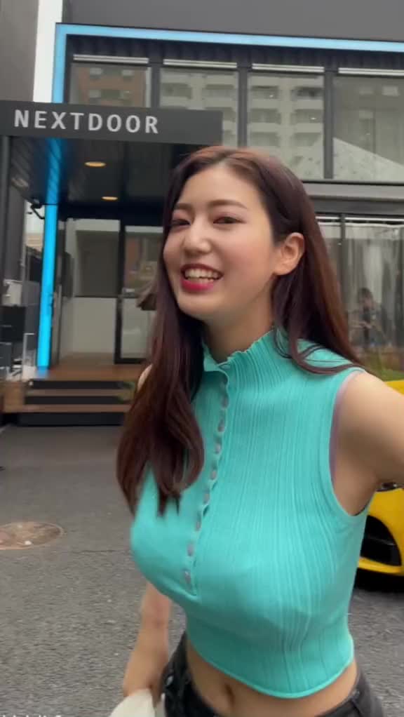 Pretty japanese in a tight top | Scrolller