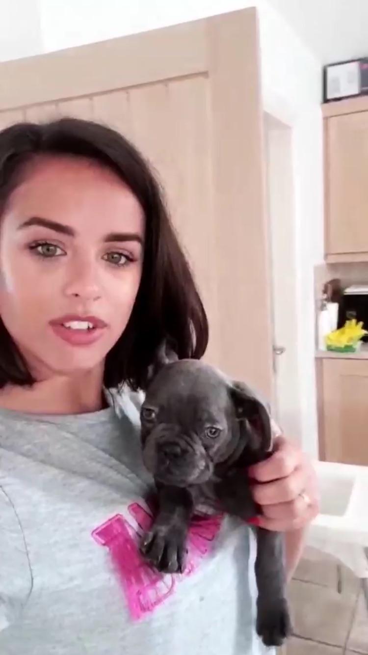 Pretty Lady рџ рџђ Scrolller