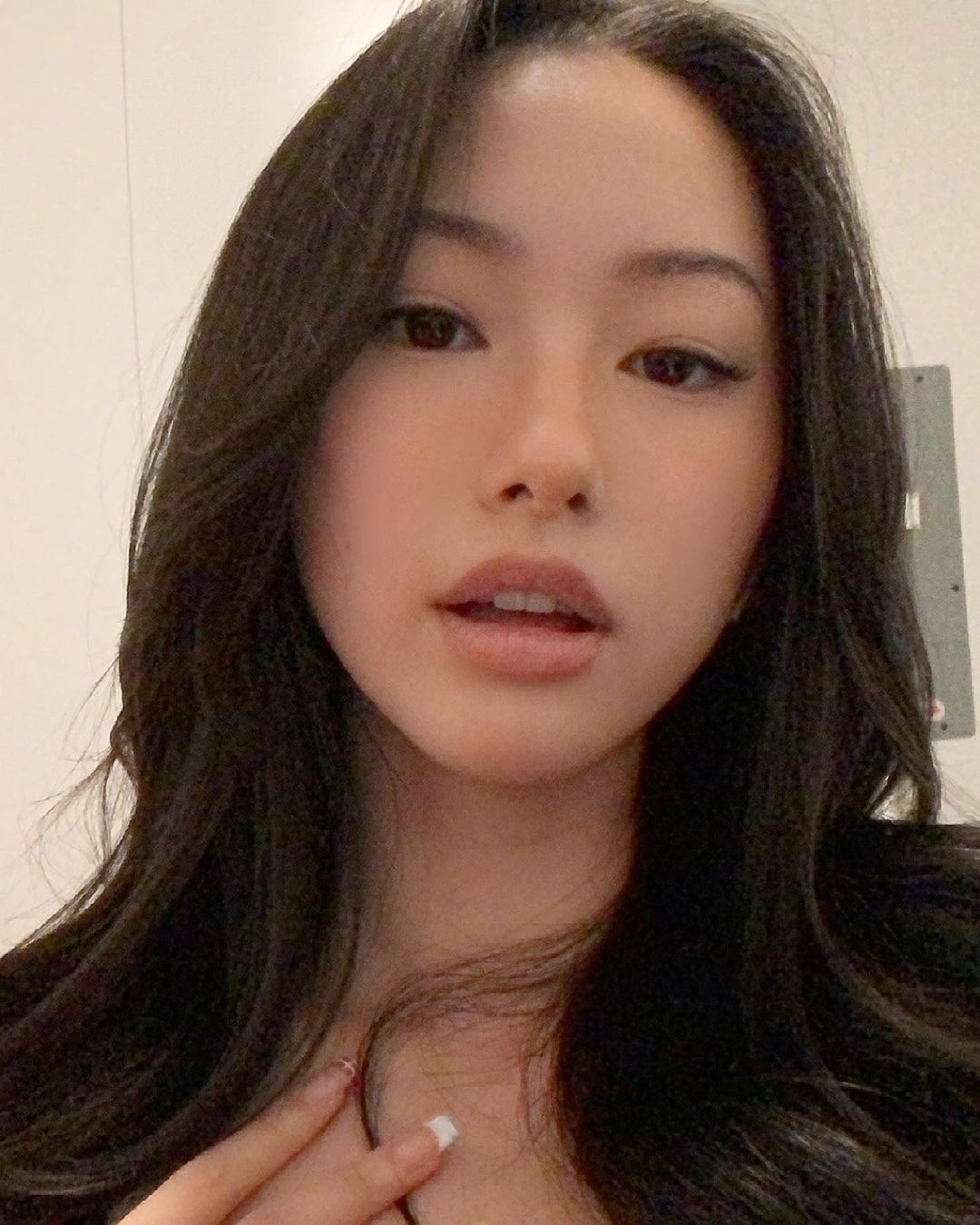 Pretty lips | Scrolller