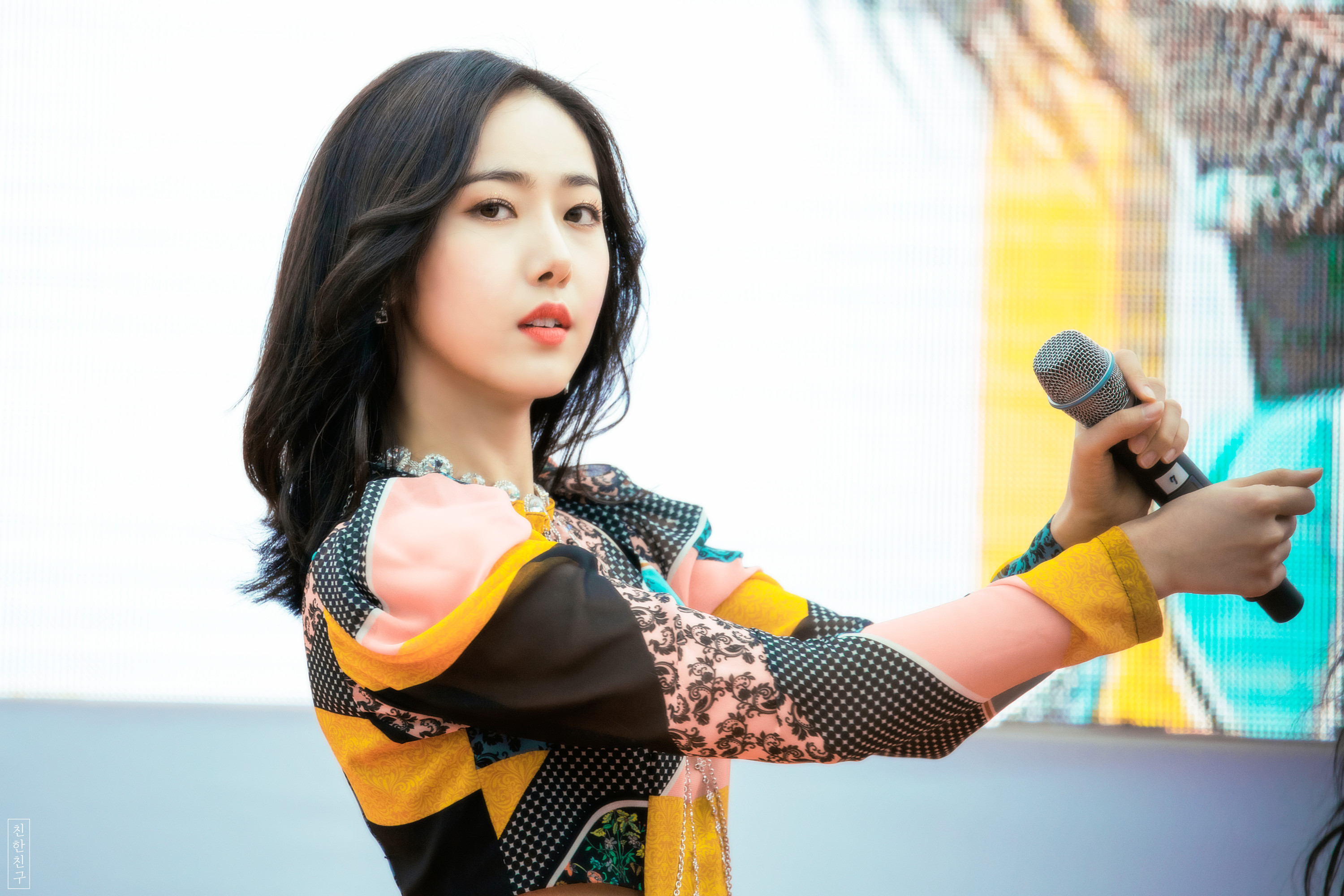 Pretty little SinB! | Scrolller