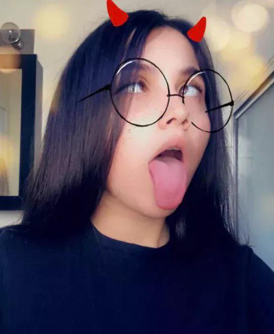 [Private Request] Have more of her looking for degrading and abuse I’ve captions, Kik me ...