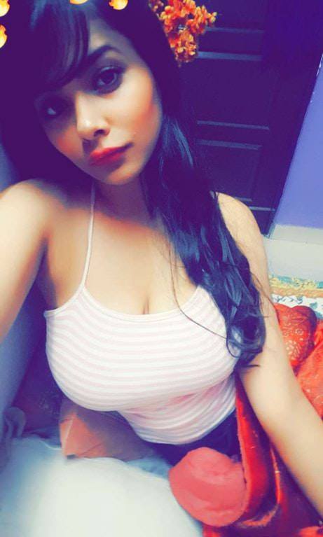 Priya Singh | Scrolller