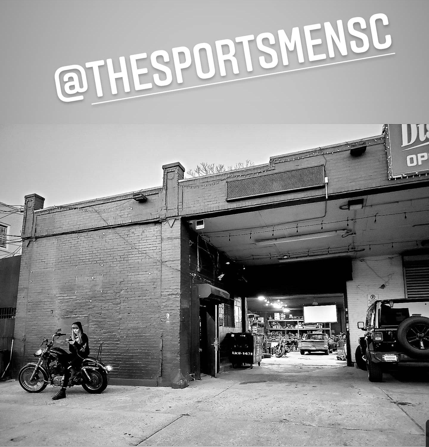 Pulling away from my garage | Scrolller