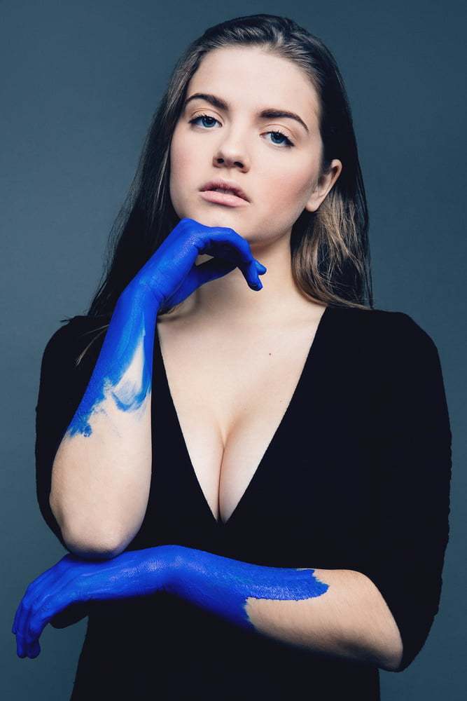 Quebec actress Alice Morel-michaud | Scrolller