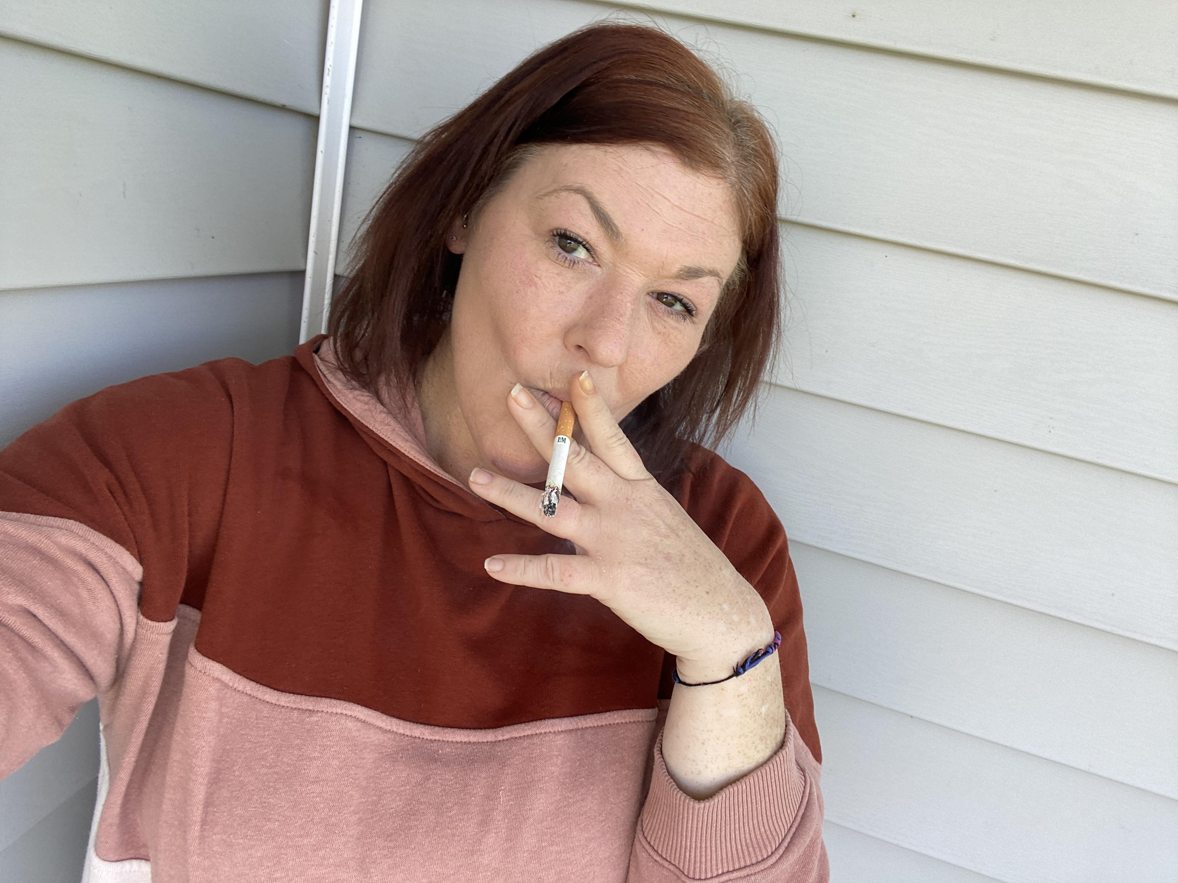 Quick break at work | Scrolller