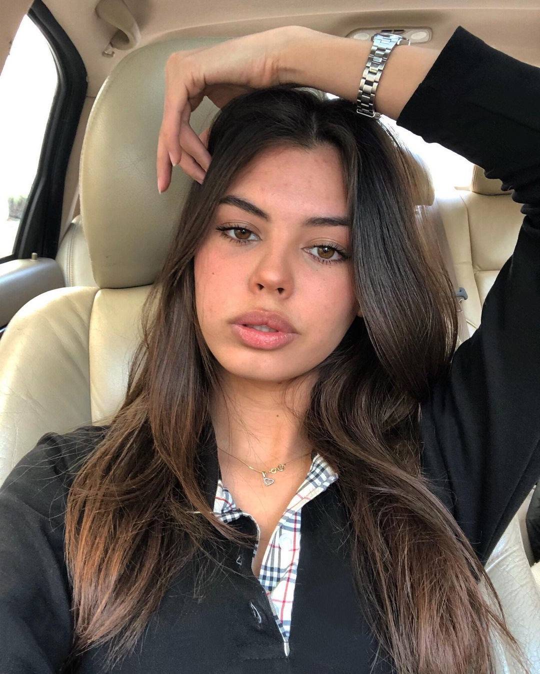 Quick car selfie | Scrolller