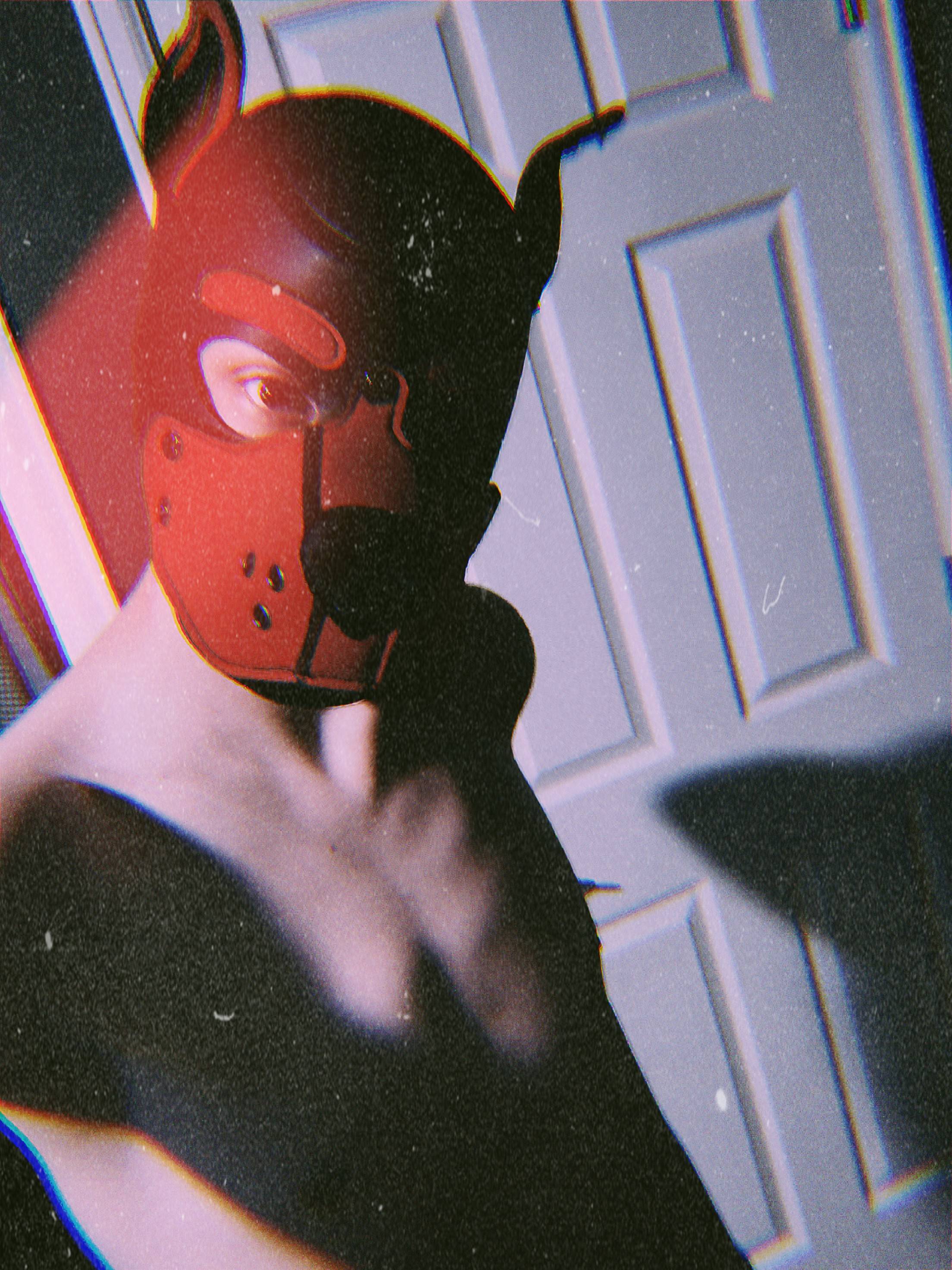 Quick selfie before work 😊 | Scrolller