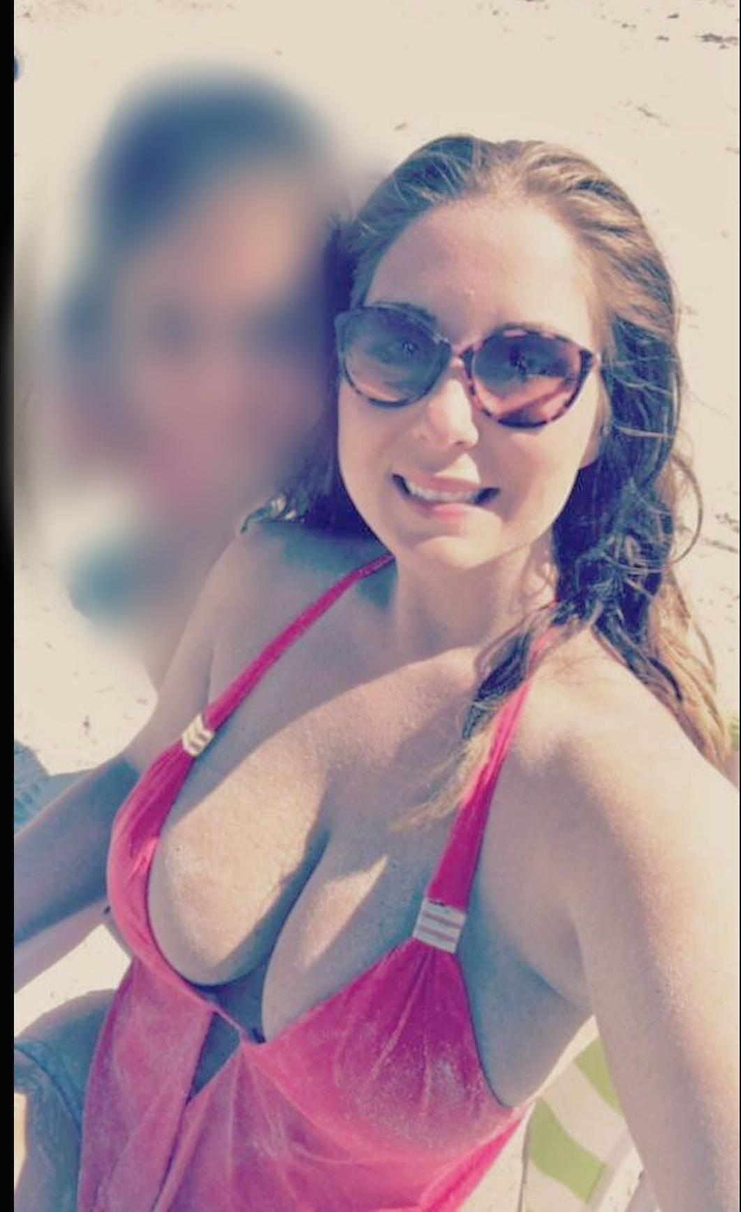 Rachel. IRL | Scrolller