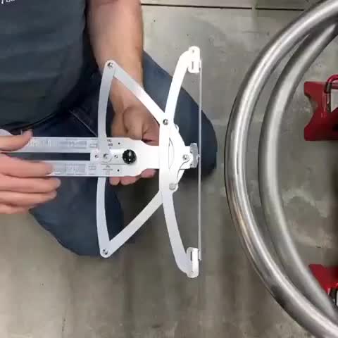 Radius measuring gauge | Scrolller