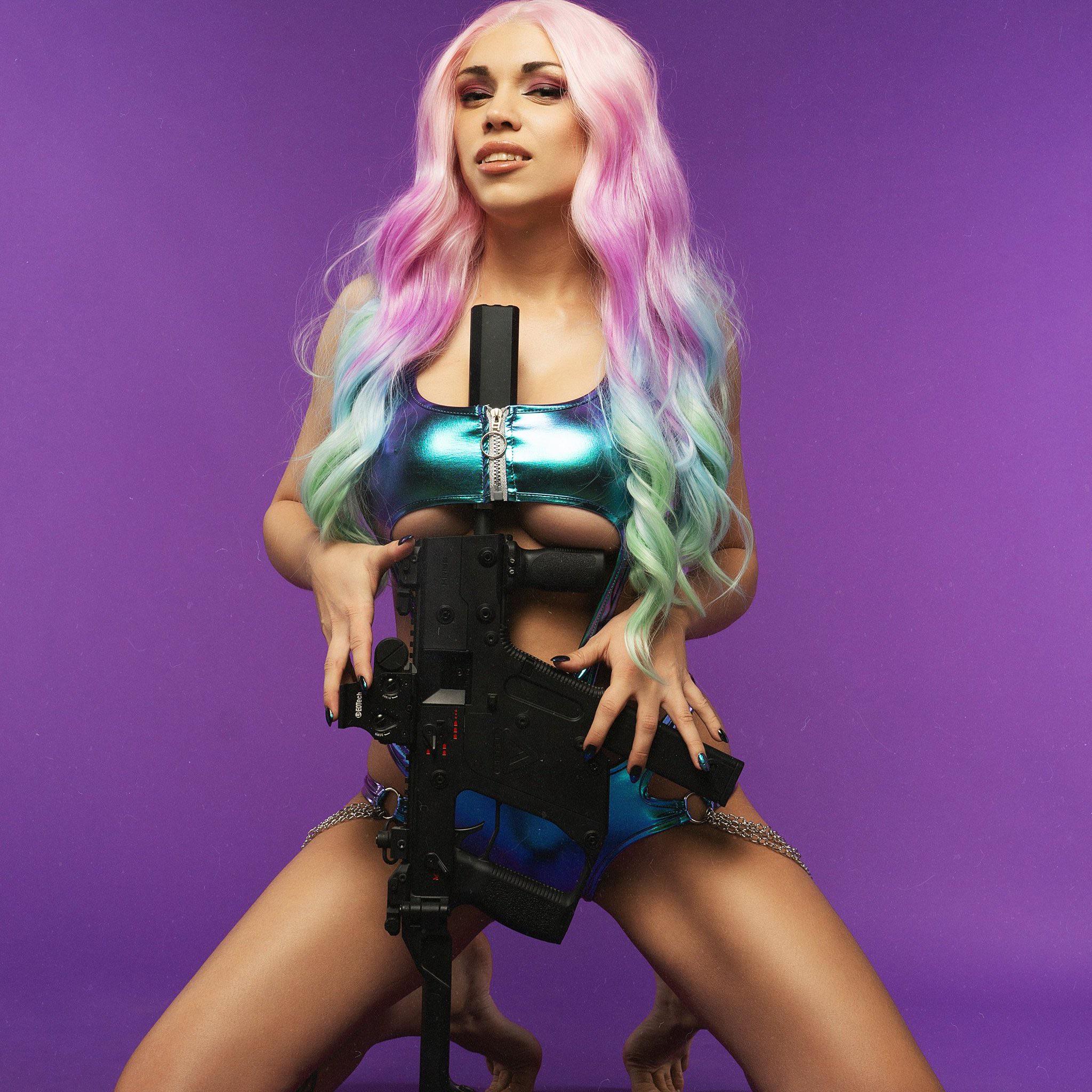 Rainbow badass | Scrolller