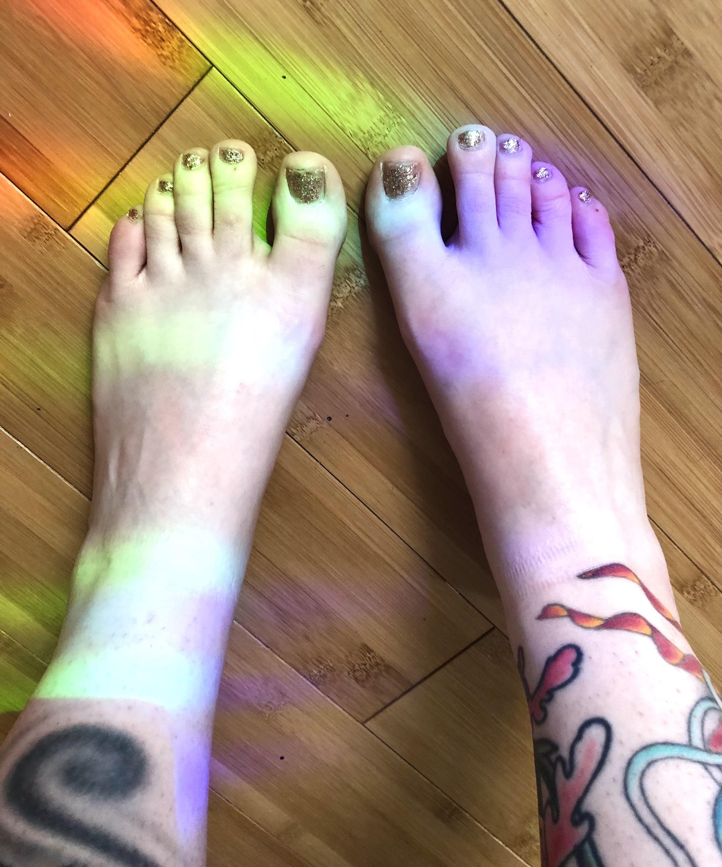 Rainbow Footsies Scrolller