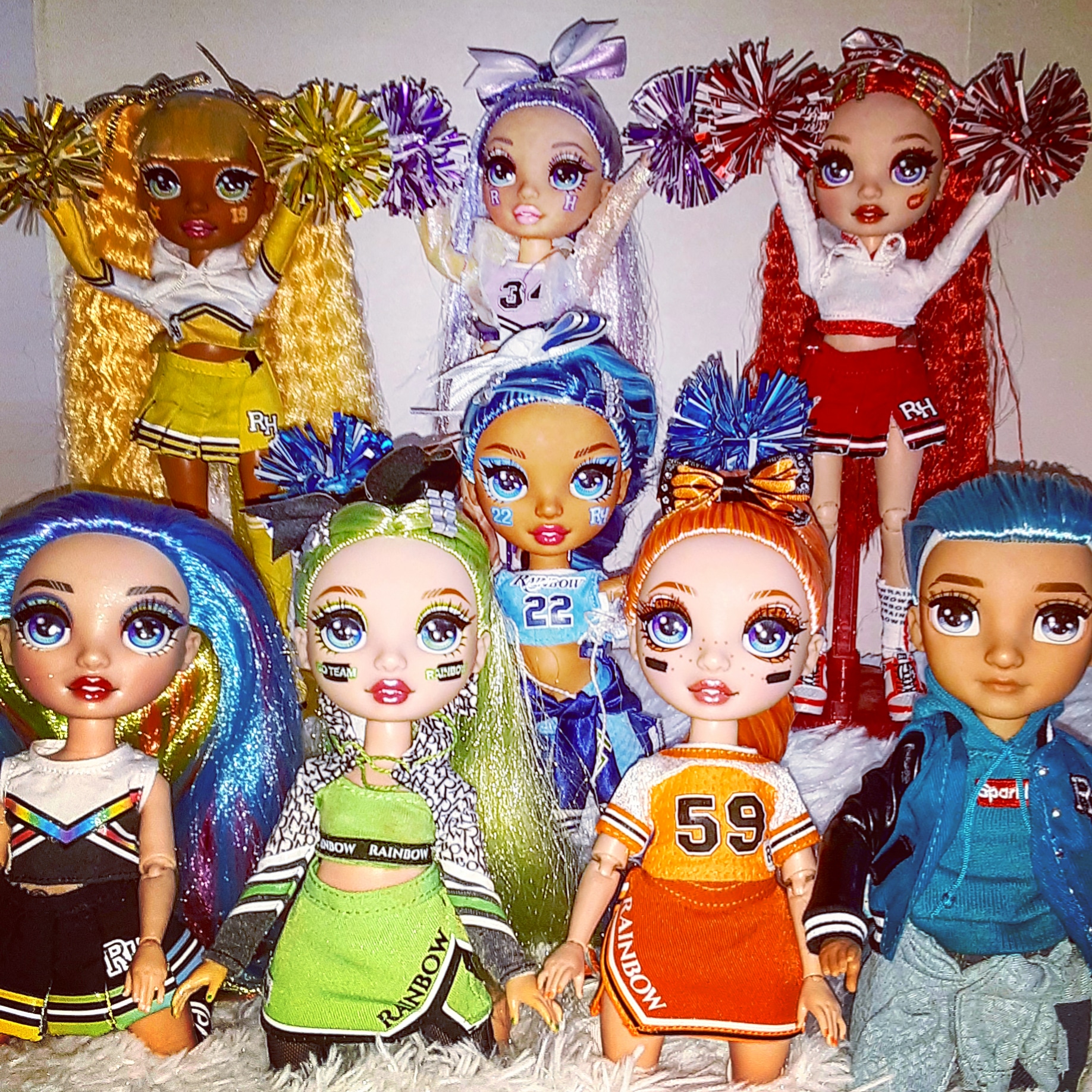 Rainbow High Cheer Squad! | Scrolller