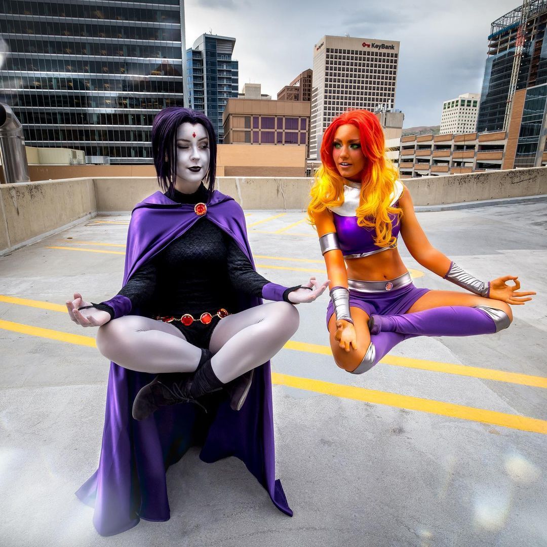 Raine Emery (Raven) and Halcy Bella (Starfire) | Scrolller