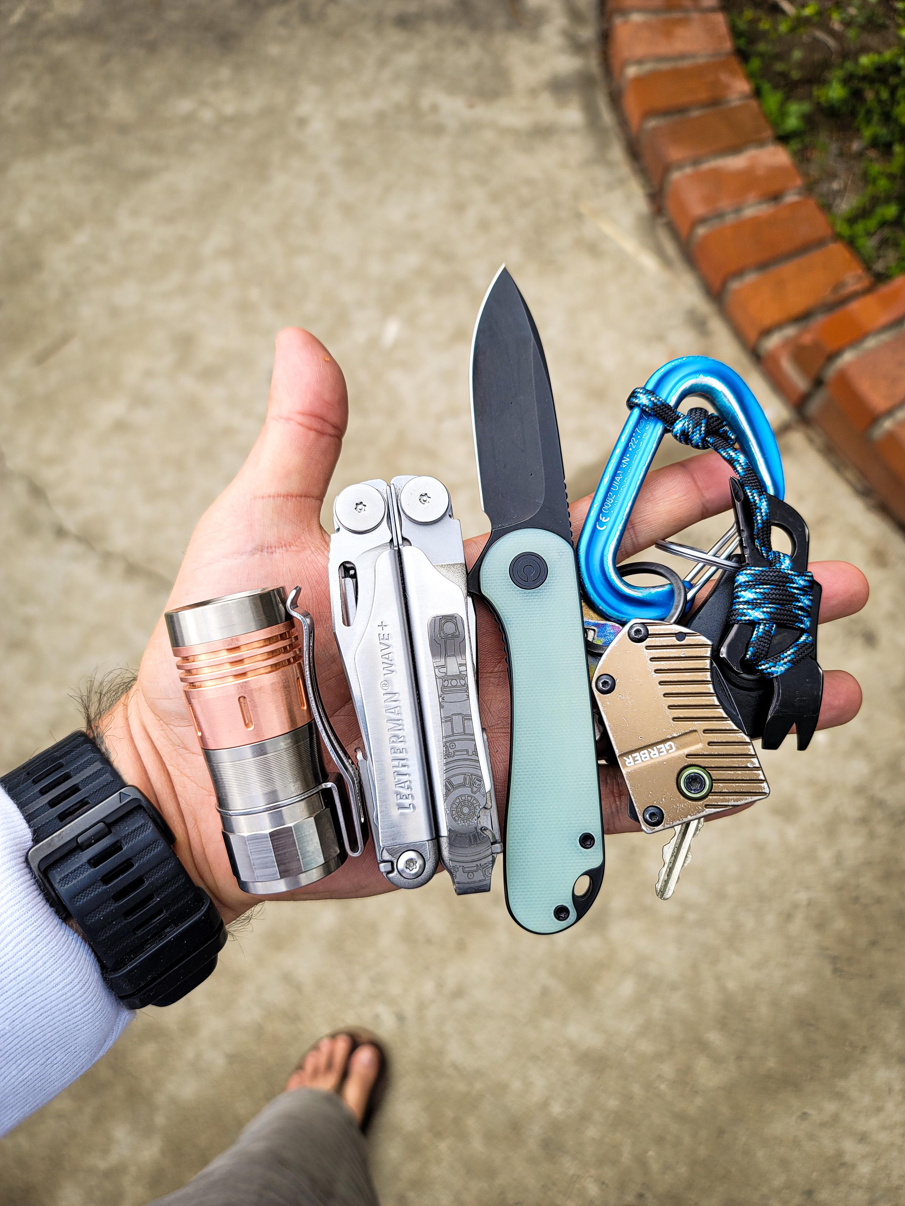 Rainy Day Off Carry | Scrolller