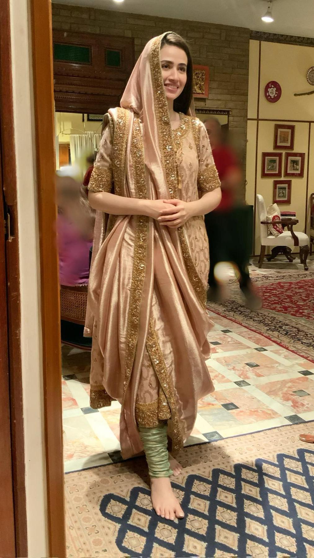 Randi Sana Ko Nanga Karkay Chodu Scrolller 5430