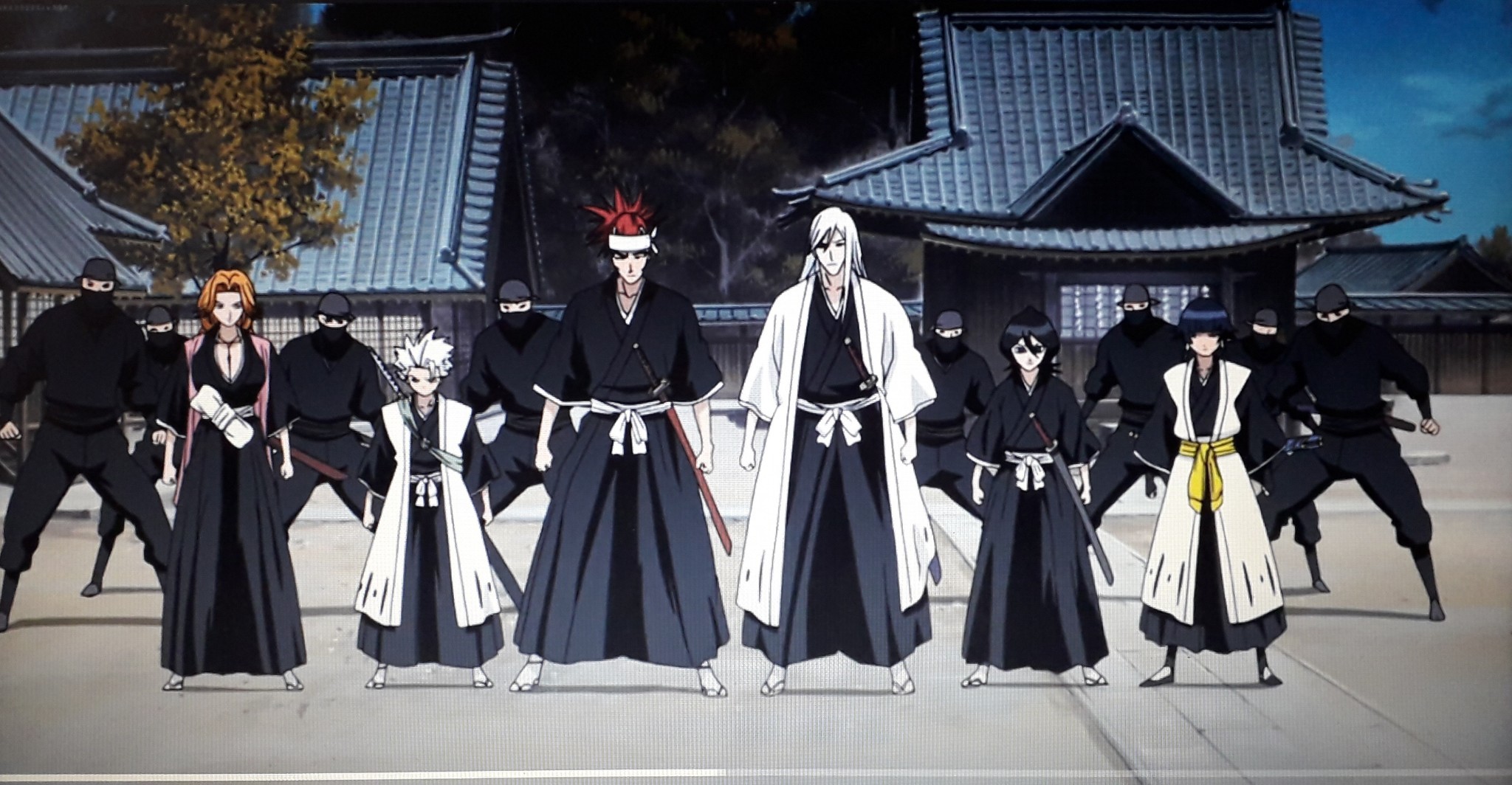 Rukia With Some Other Shinigami | Scrolller