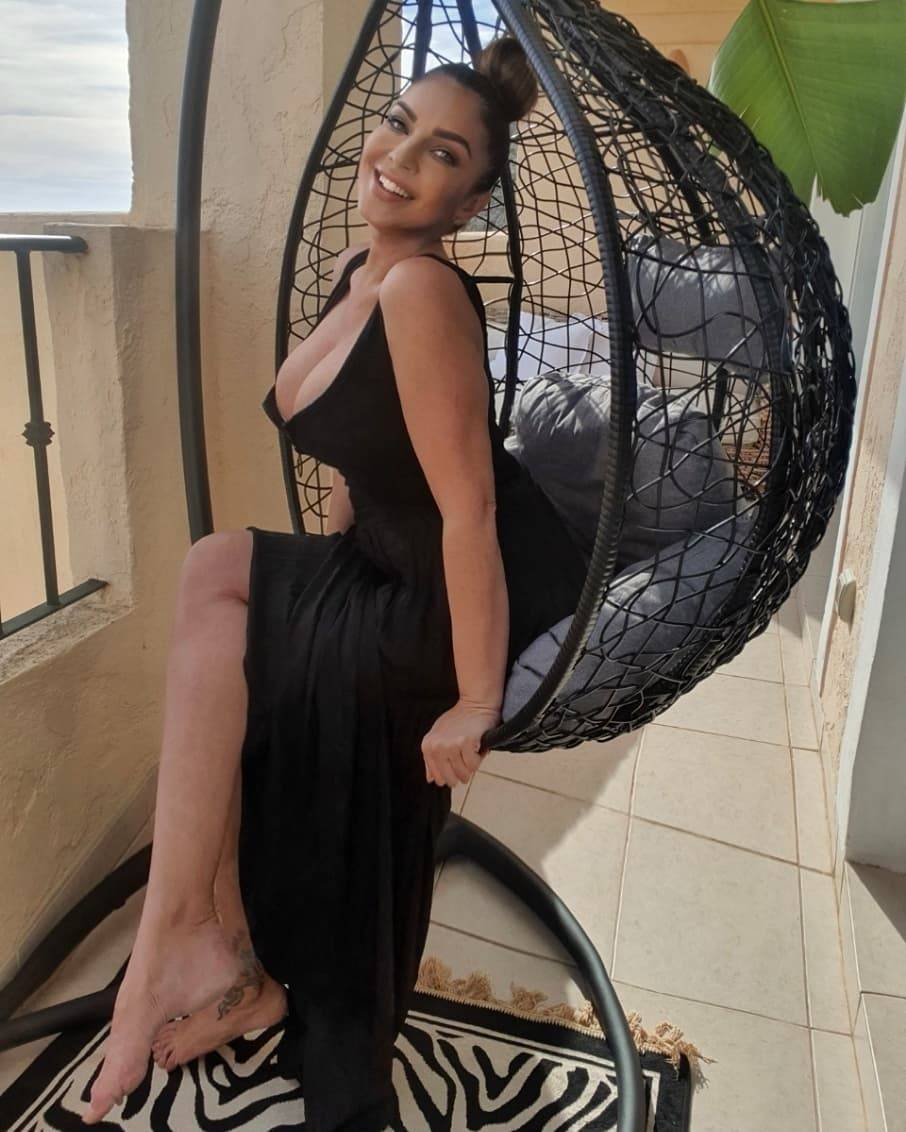 Raquel Sánchez | Scrolller