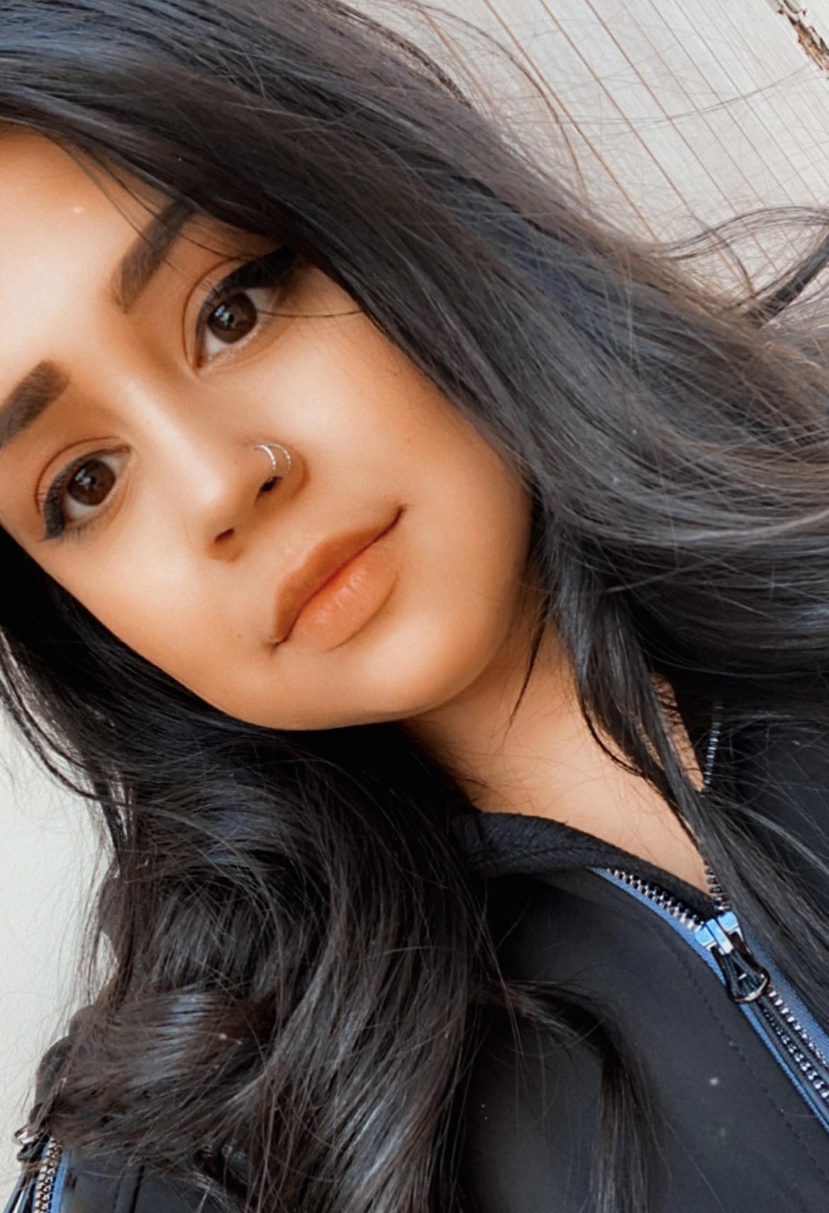 Rare photo of me fully clothed 😌 | Scrolller