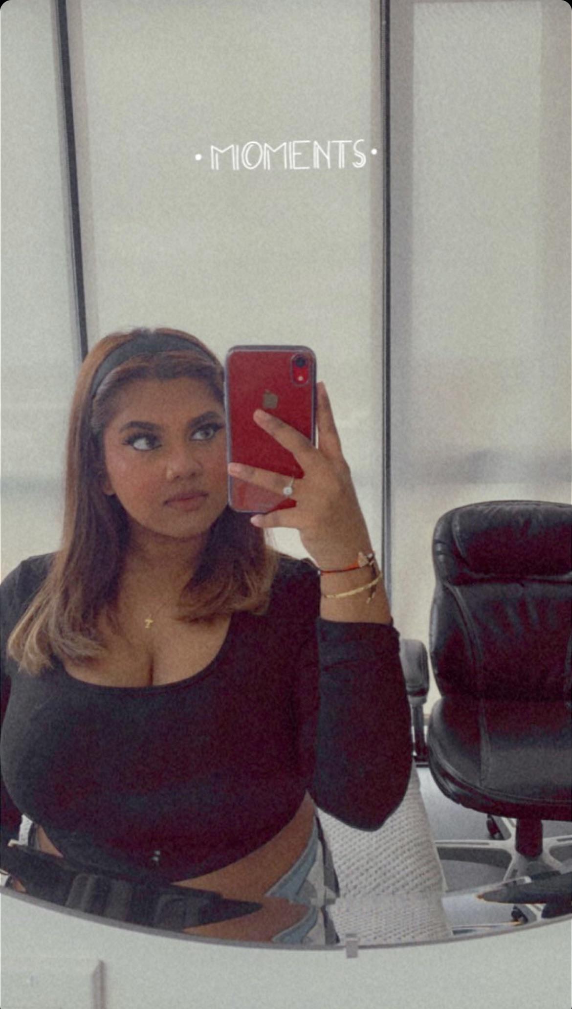 Rate her tits | Scrolller