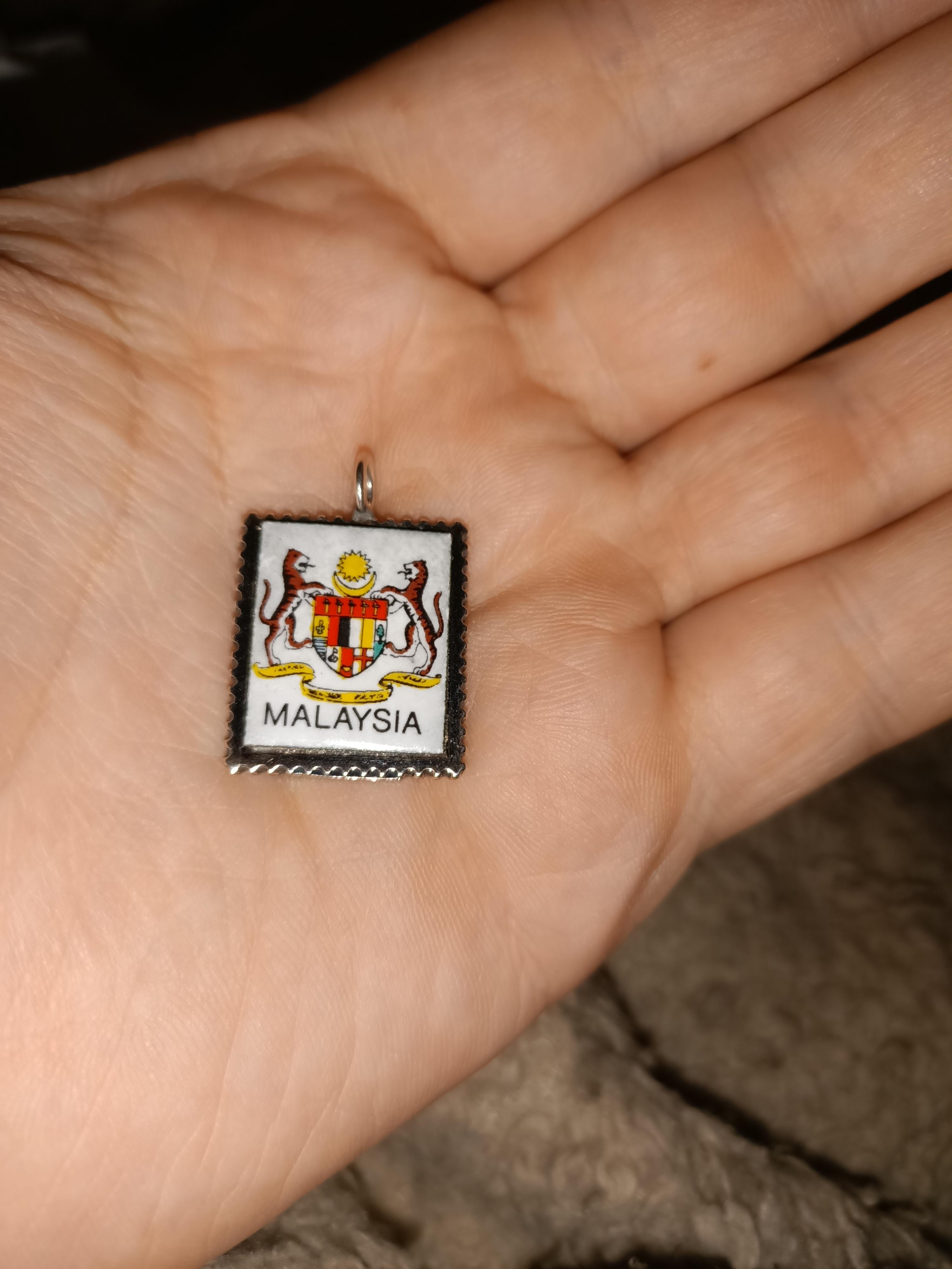 Rate my new necklace | Scrolller