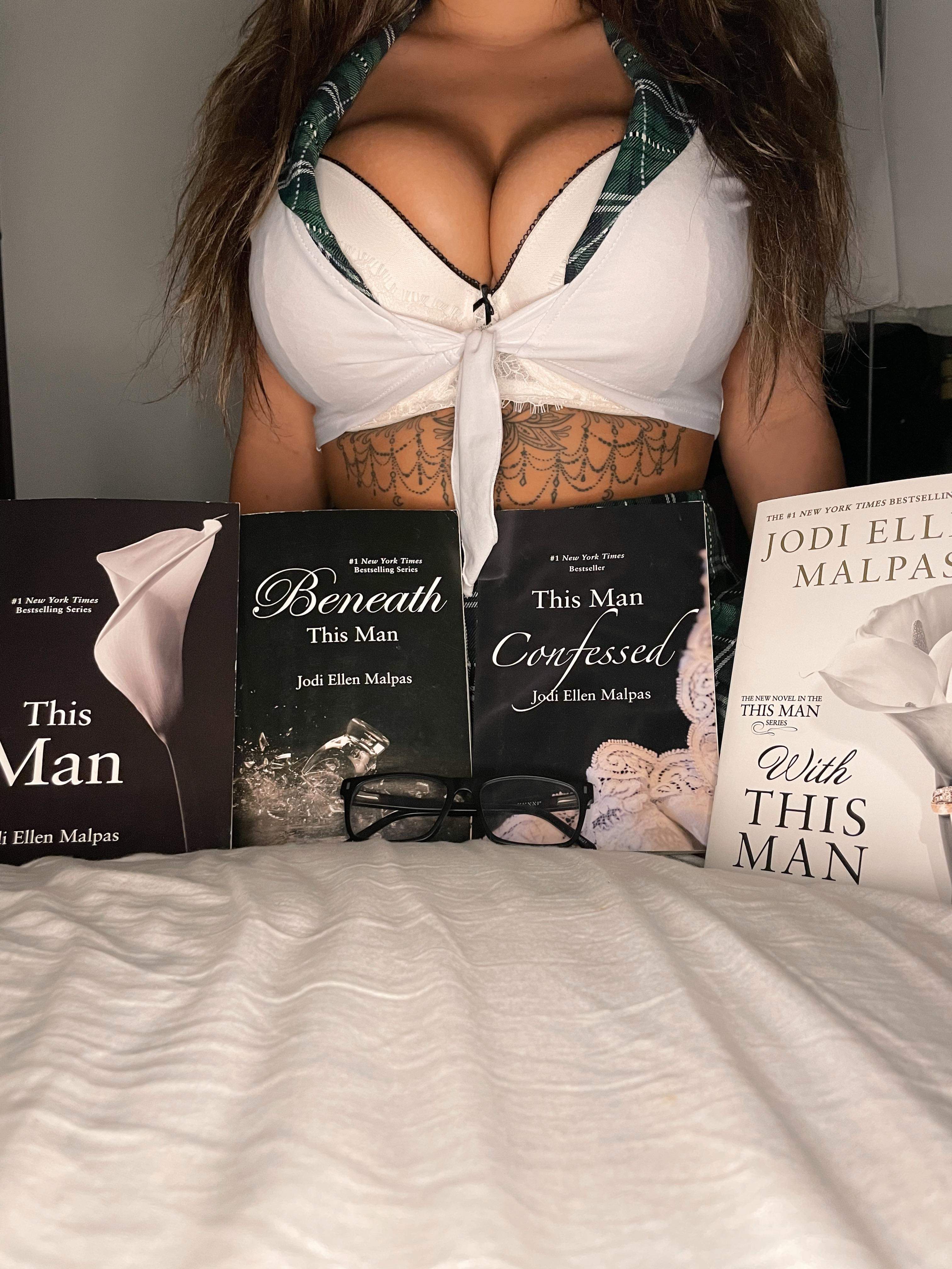 Read me a bed time story? | Scrolller