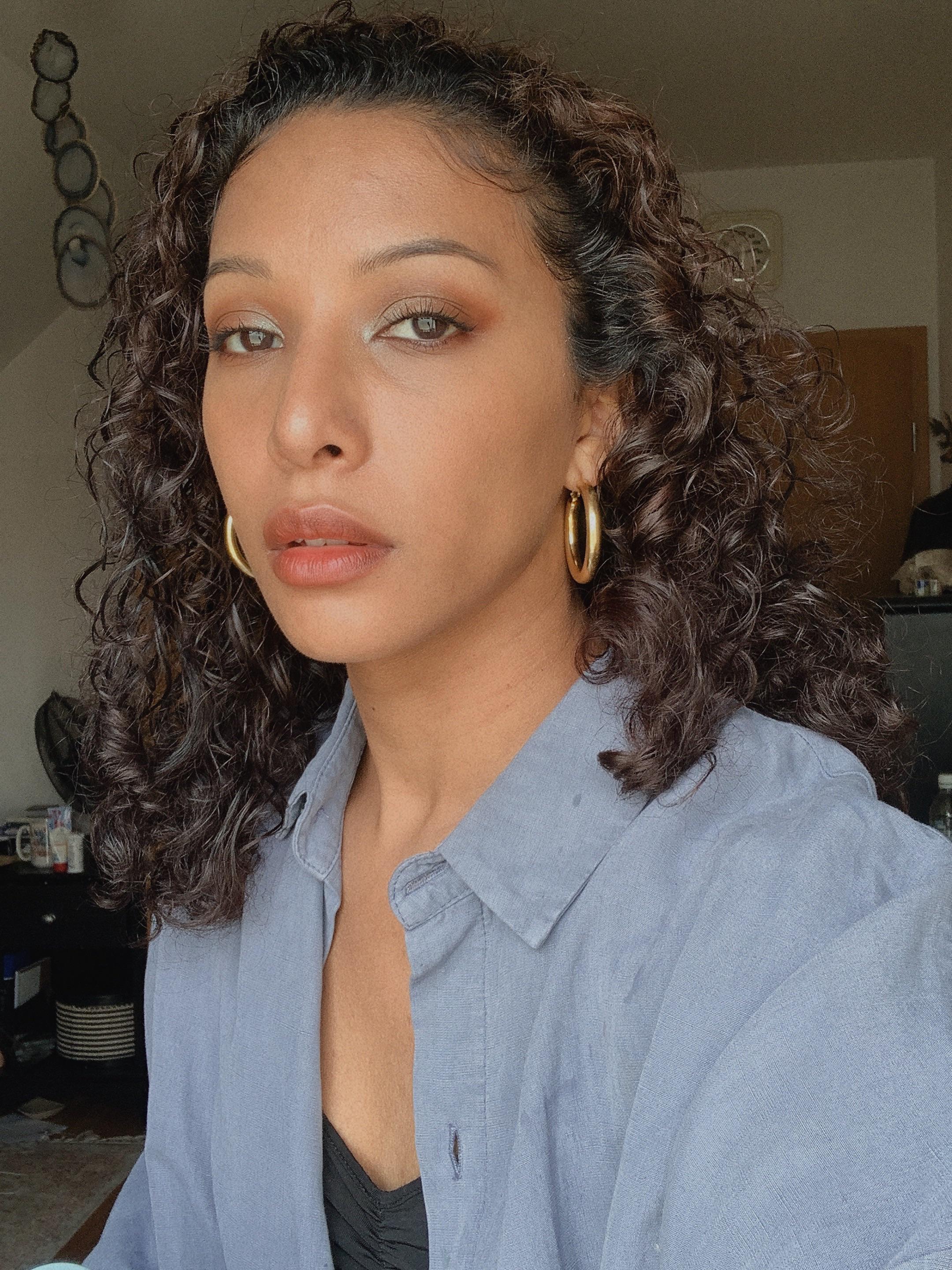 Ready to soak up this sunshine! (Over18) | Scrolller