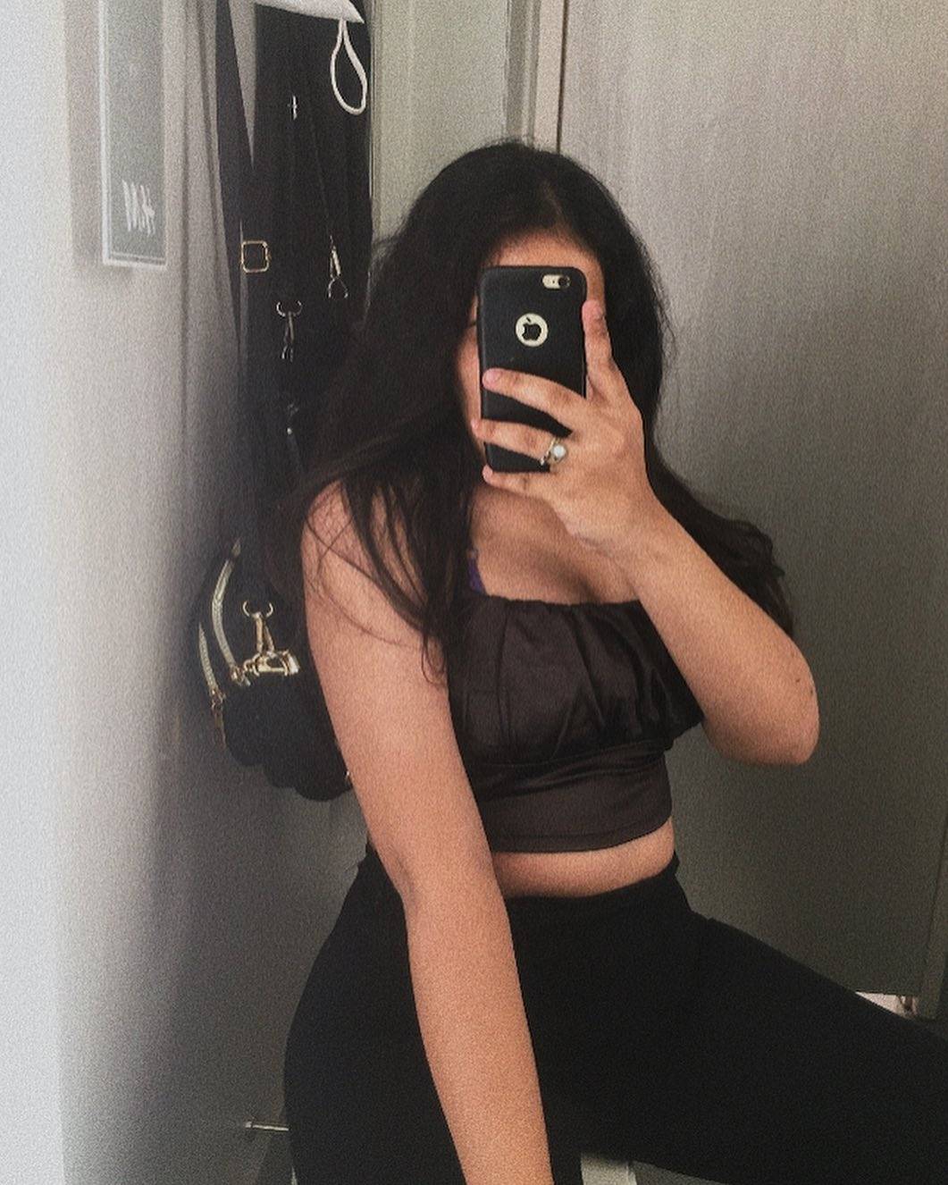 Real girl here !! I want someone to who can give me cum tribute | Scrolller