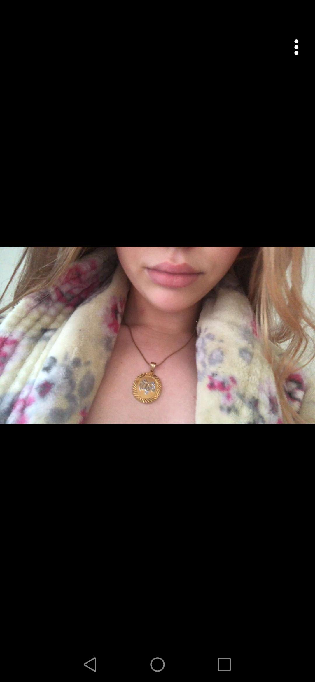 Real hijabi revert here to make you custom vidoes and pics | Scrolller