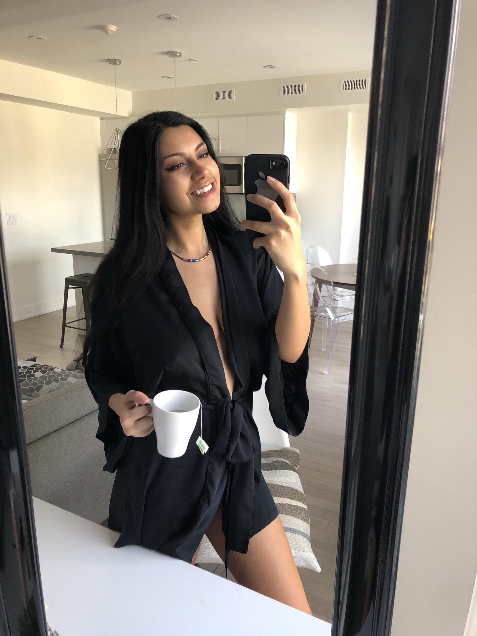 Real Selfie Heaven | Scrolller