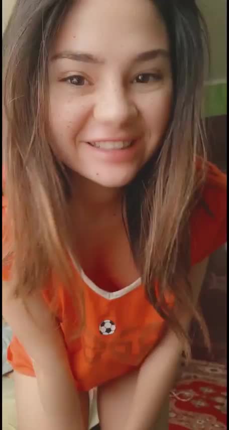 Really curious to see how many guys here would actually cum in me🥰 | Scrolller