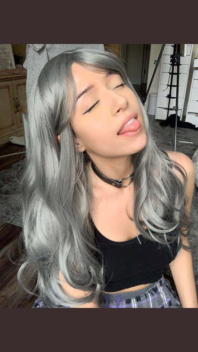 Really want to be milked by Pokimane. Have a fleshlight and happy to show off. Bad_W0lf13 ...