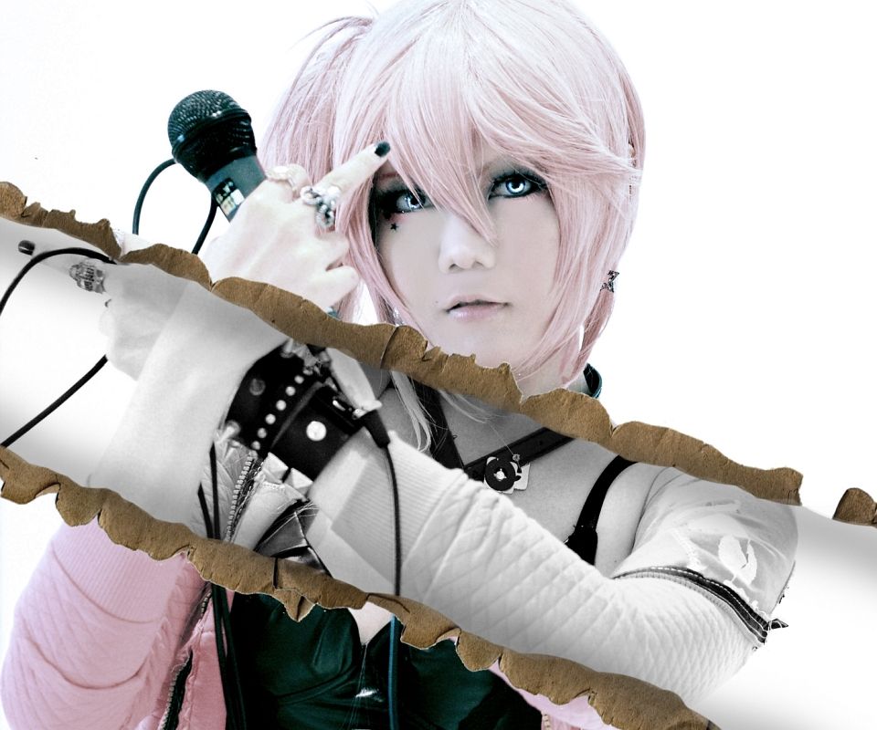 Rebellious Punk Megurine Luka | Scrolller