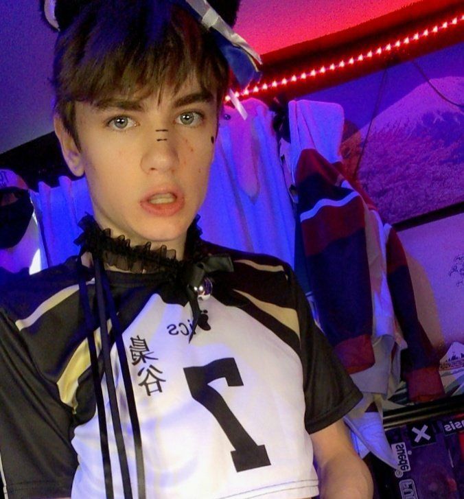 Red dead | Scrolller