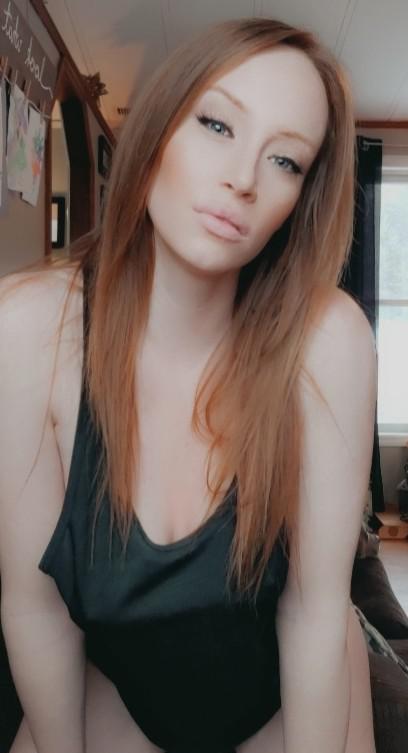 INSANELY Hot Red Head ️ watch me lose all innocence on Onlyfans 💋 | Scrolller