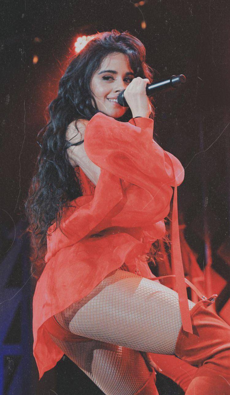 Red hot Camila | Scrolller