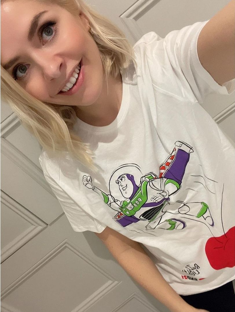 Red nose t-shirt | Scrolller