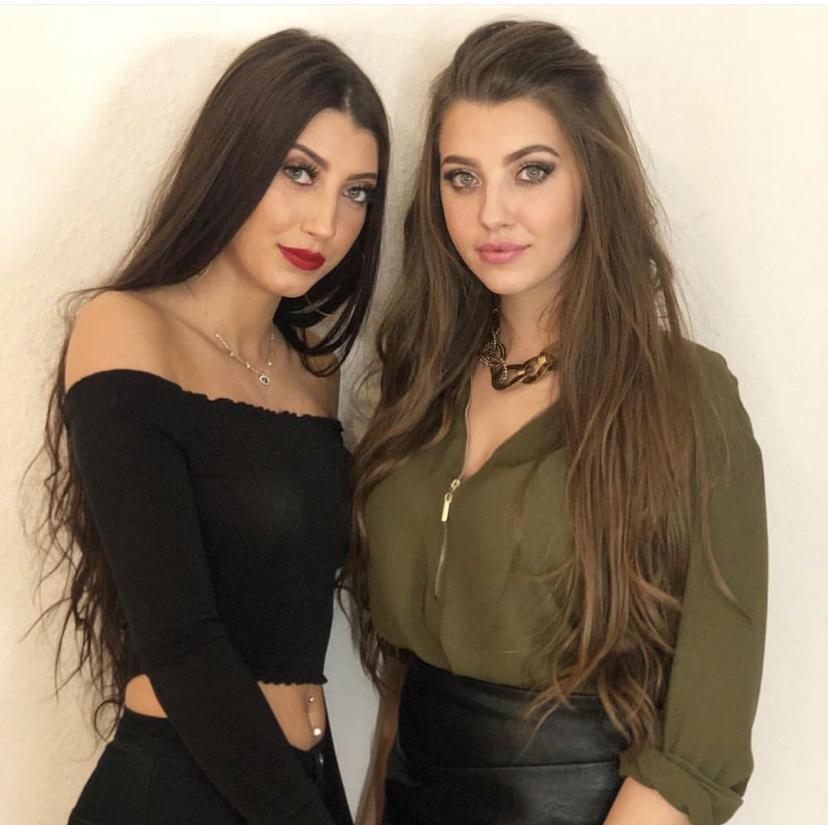 Red or Pink [2] | Scrolller