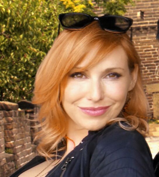 Redhead with sass. | Scrolller