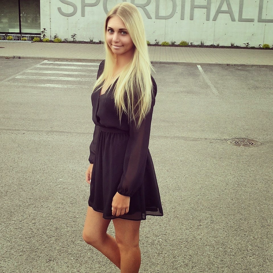 Reena Parnat | Scrolller