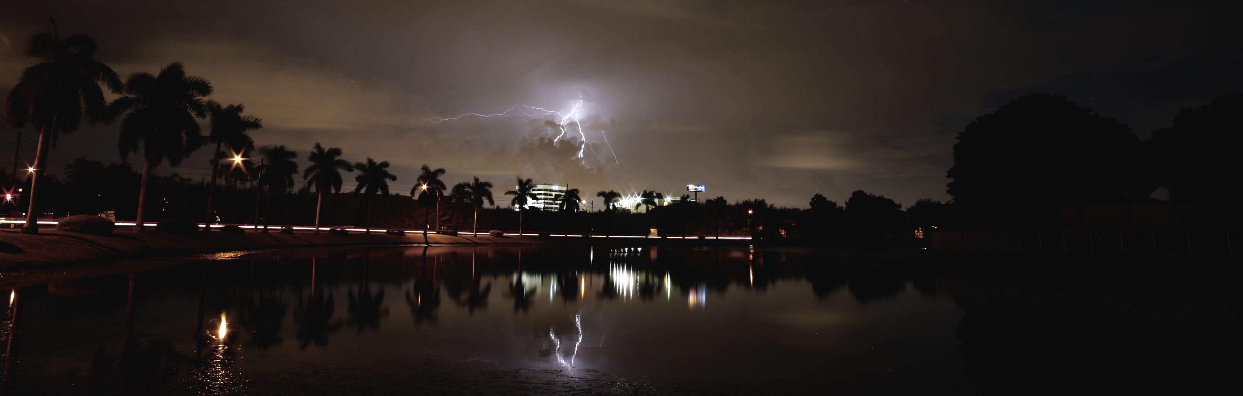 Reflected lightning | Scrolller