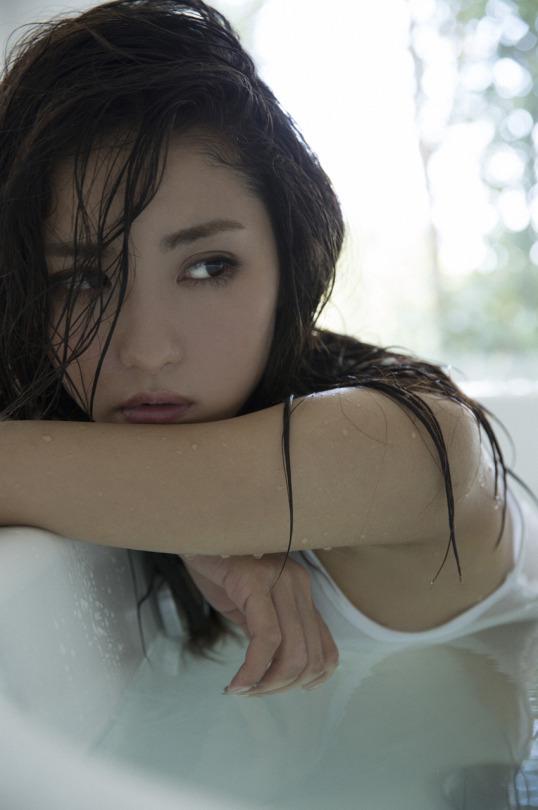 Ren Ishikawa | Scrolller